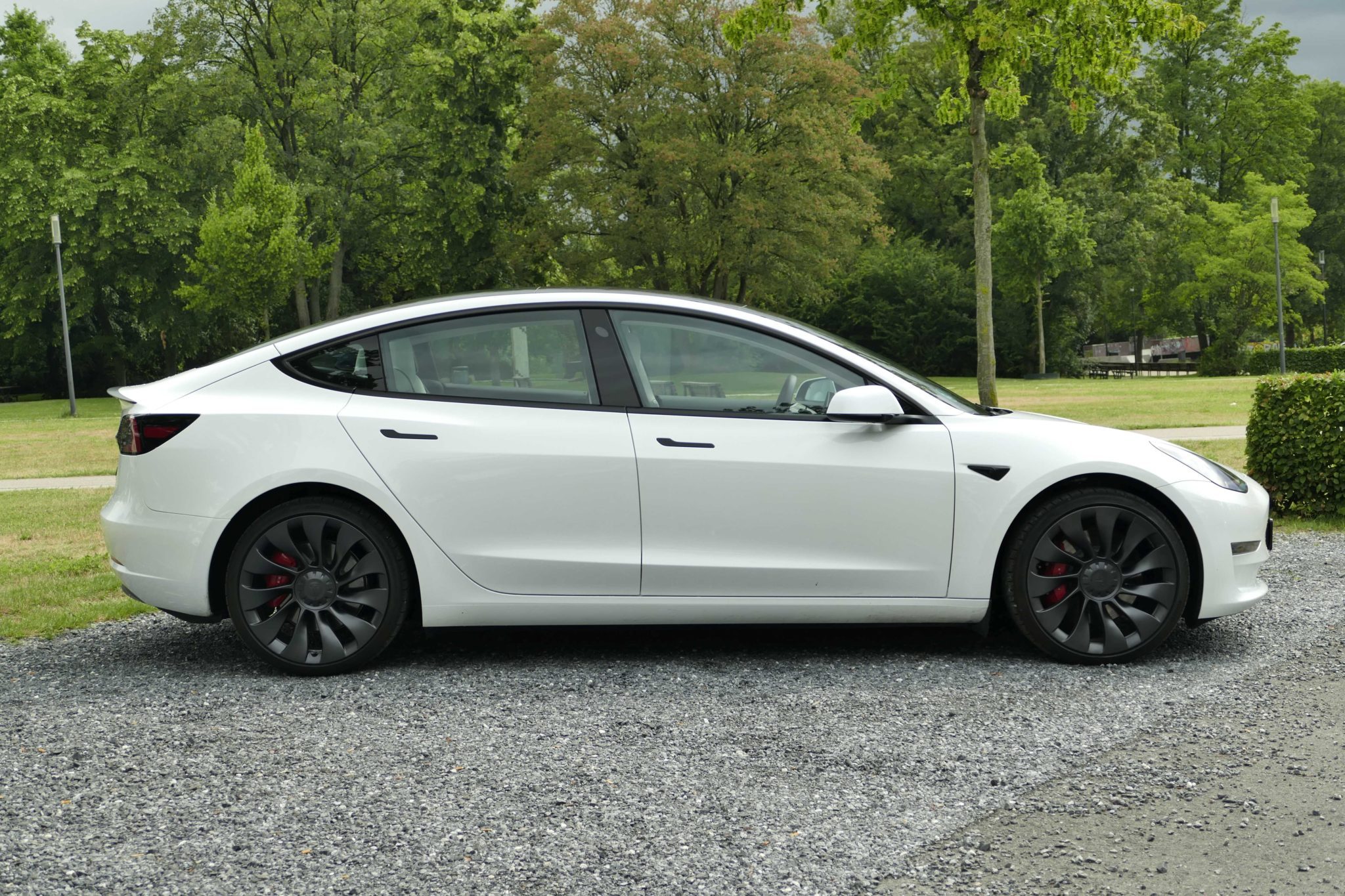 Tesla Model 3 Performance im Test: Wirklich konkurrenzlos gut?